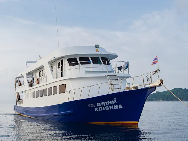 Krishna Liveaboard Thailand | Book now - Giant Stride